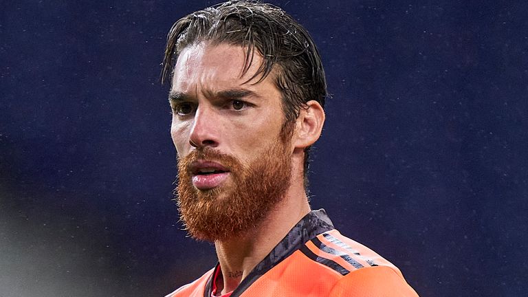 WOLVERHAMPTON: José Sá em Inglaterra para render Rui Patrício ...