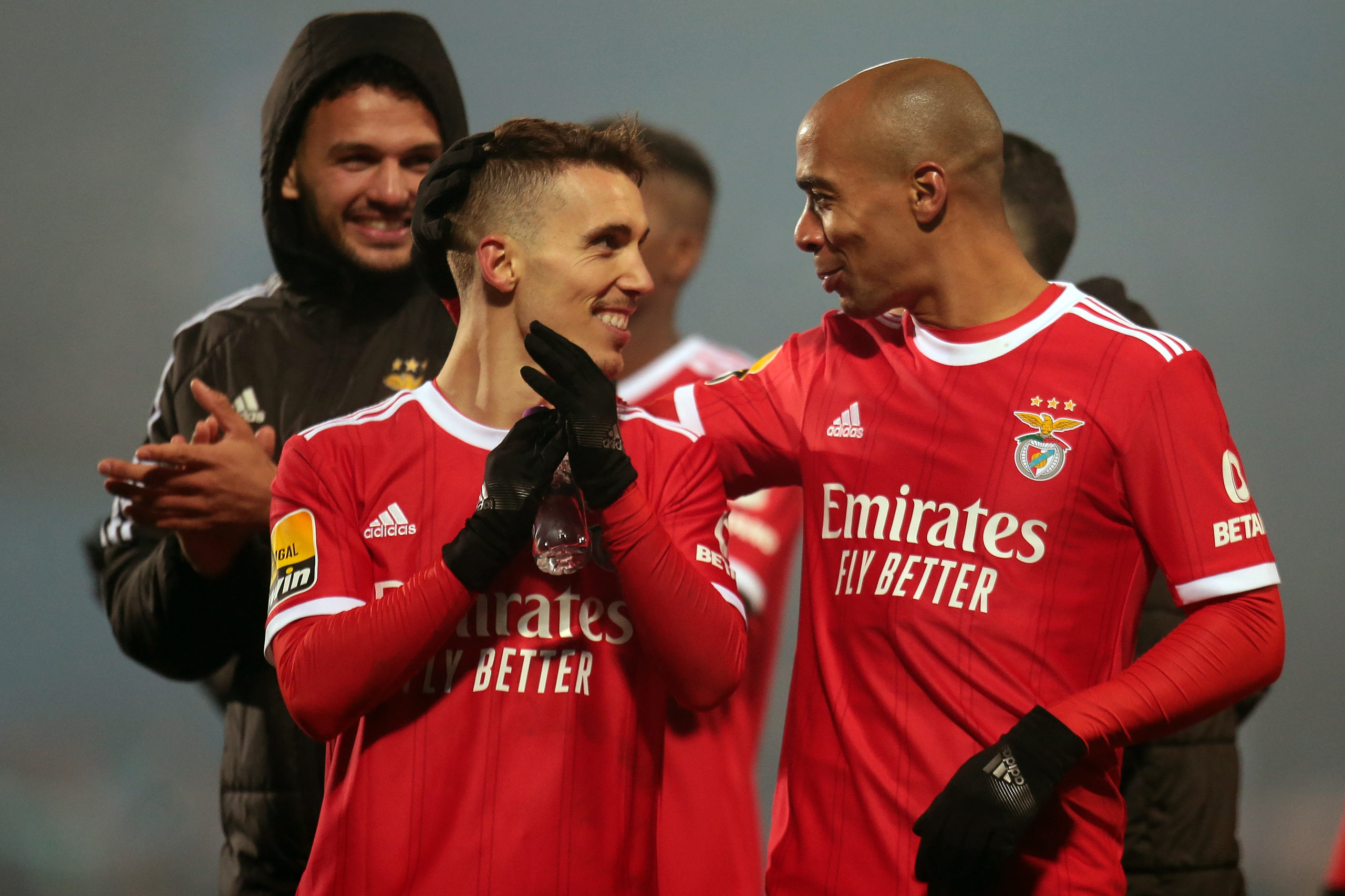 BENFICA: ‘Encarnados’ vencem com ‘bis’ de João Mário - LusoAmericano