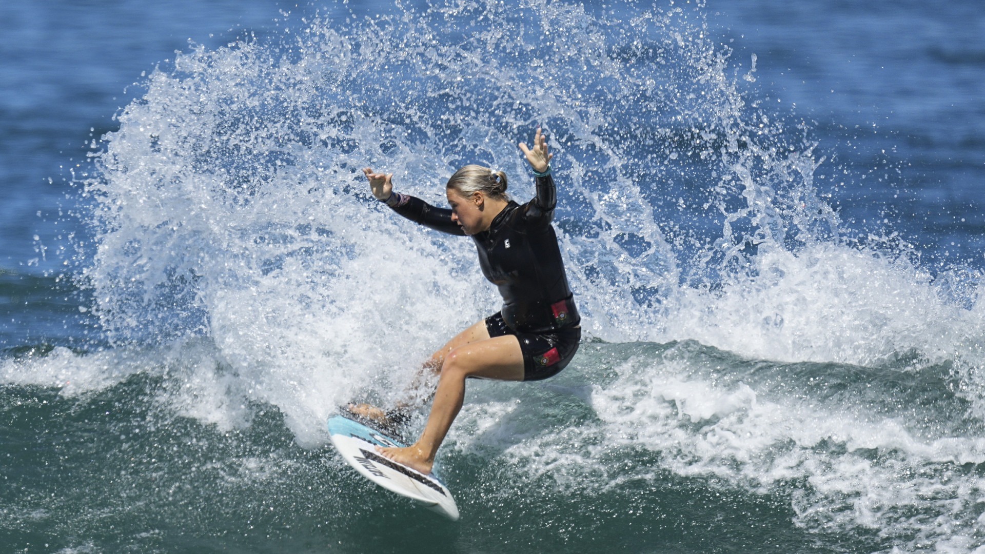 SURF: Yolanda conquista o título - LusoAmericano