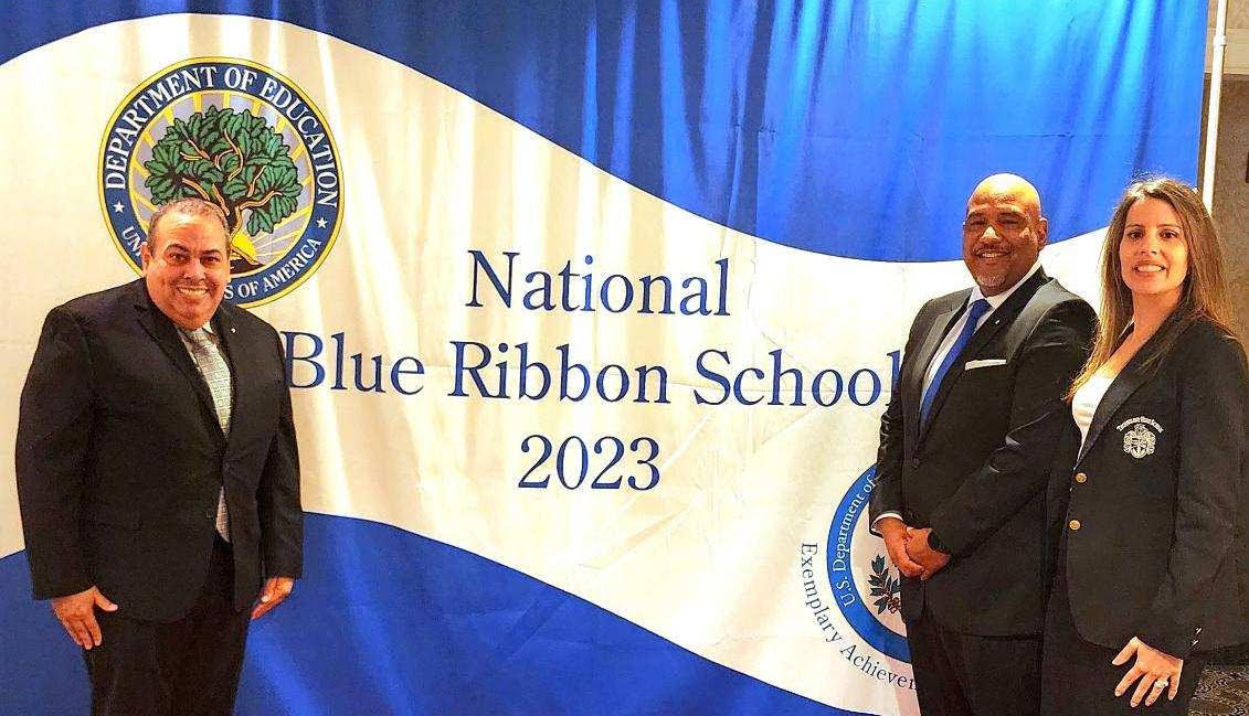 NEWARK. Vice-directora de liceu recebe distinção em Washington, DC ...