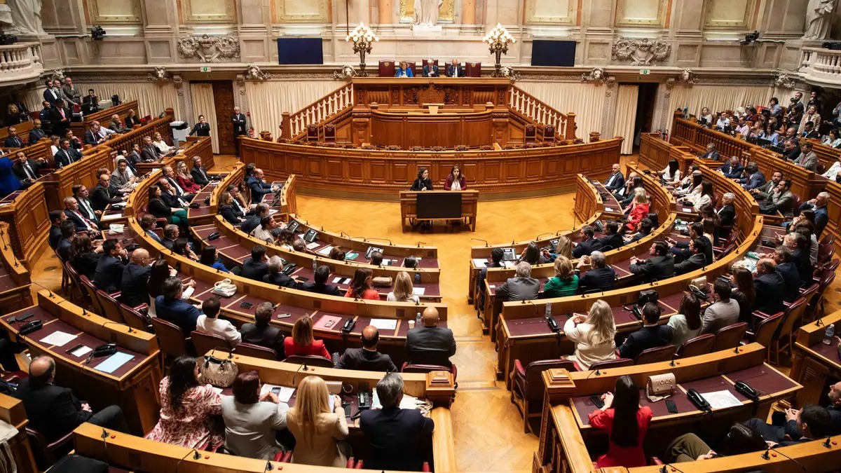 APÓS ‘CHUMBO’ DO TRIBUNAL CONSTITUCIONAL: Lei dos estrangeiros volta ao ...